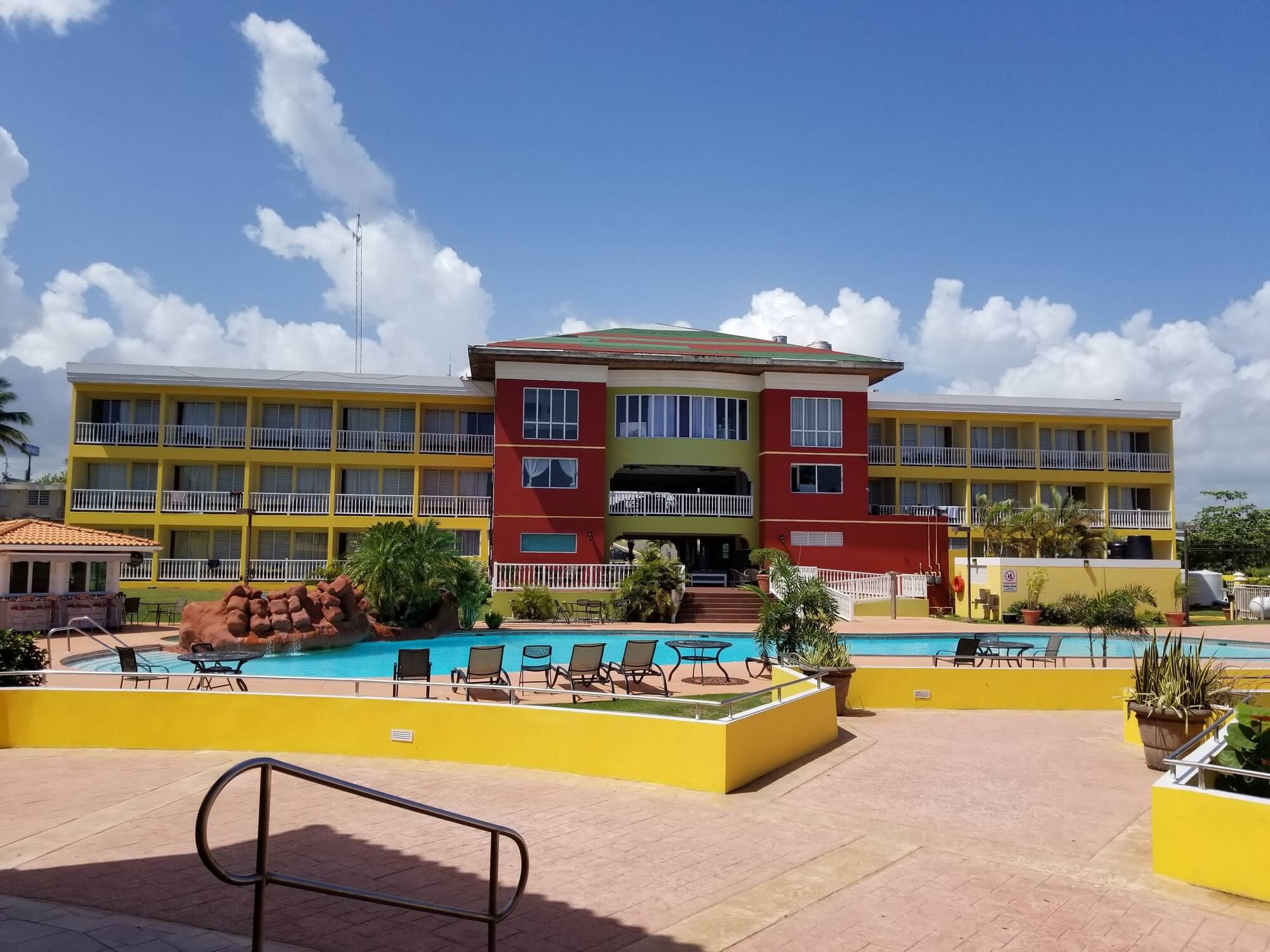 Bodas en Hotel Punta Maracayo Hatillo | Beach Resort PR | Celebra by ...